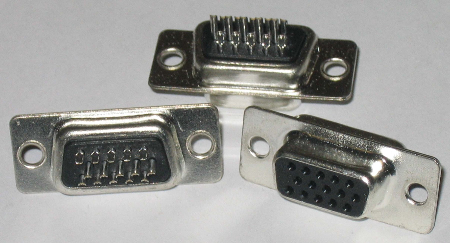 Букса RS-232 PLUG 15pin Female 3 Rows - КСП Електроникс
